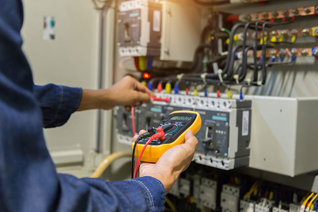4 Signs You Need Electrical Repair | Buckingham Electric Inc.